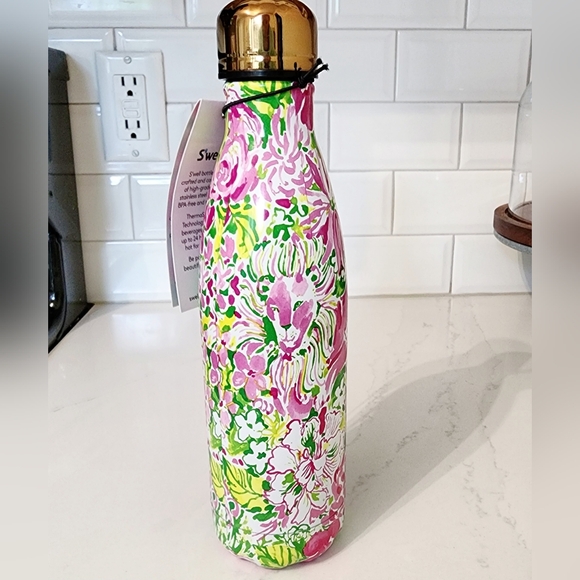Lilly Pulitzer | Dining | Lilly Pulitzer X Swell In The Groves Water ...